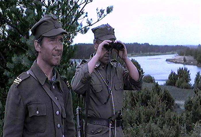 Jak rozpętałem II wojnę światową, odc. 3-ost.: Wśród swoich