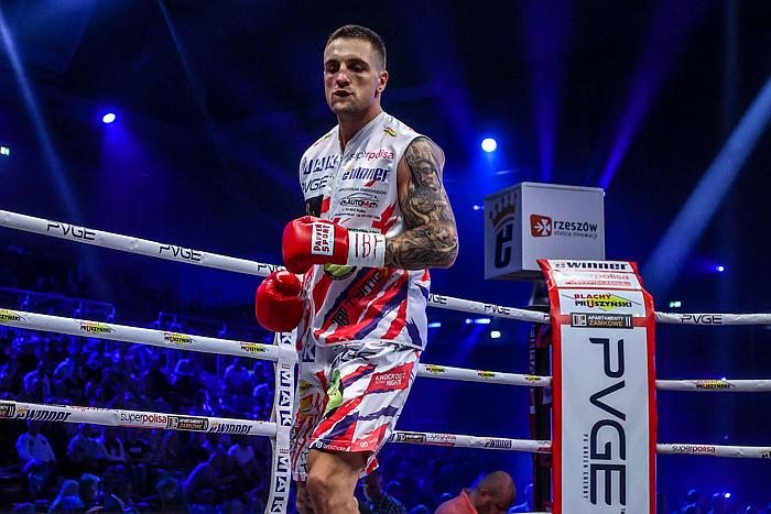 Boks: Knockout Boxing Night 39 x WBC: Diablo vs Balski - waga bridger ...