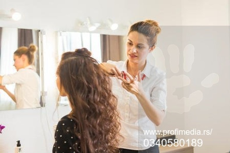 Frizerka pobedila državu na sudu: Kaznili je sa 3.300 evra zbog ...