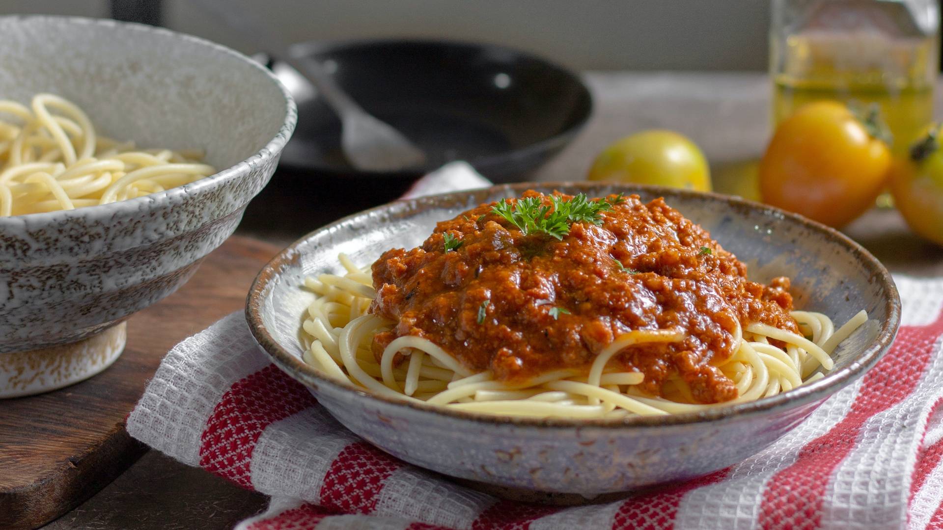 Prosty sos do spaghetti bolognese, który zawsze się udaje | Ofeminin