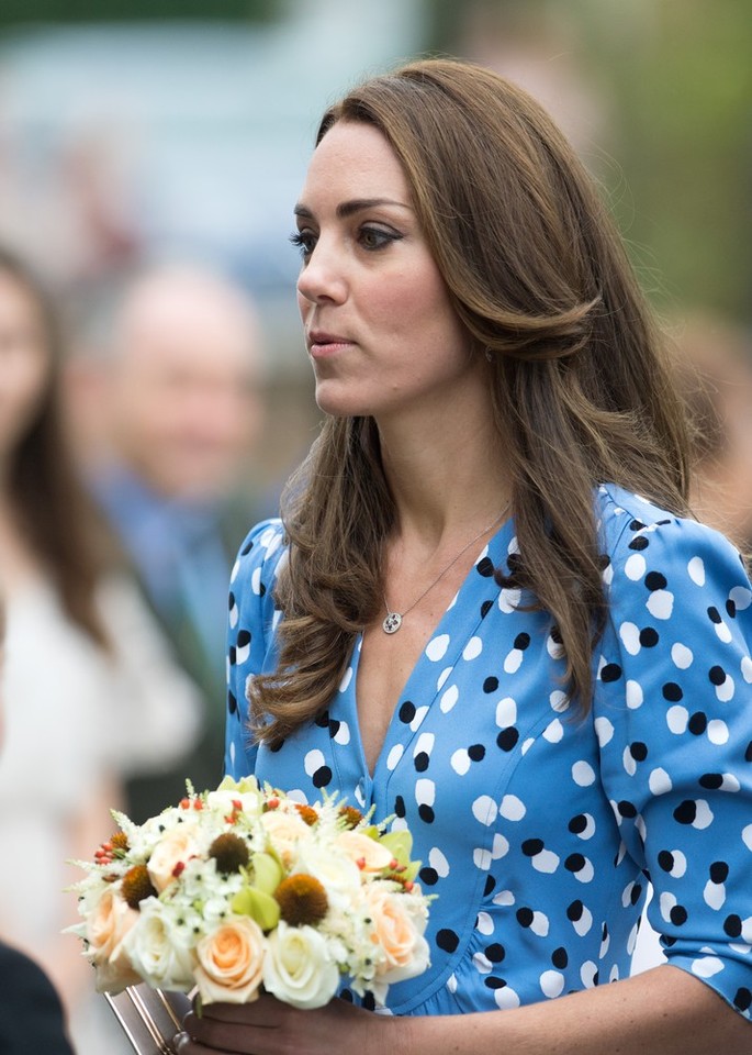 Księżna Kate w Essex. Co za nogi! - Plejada.pl