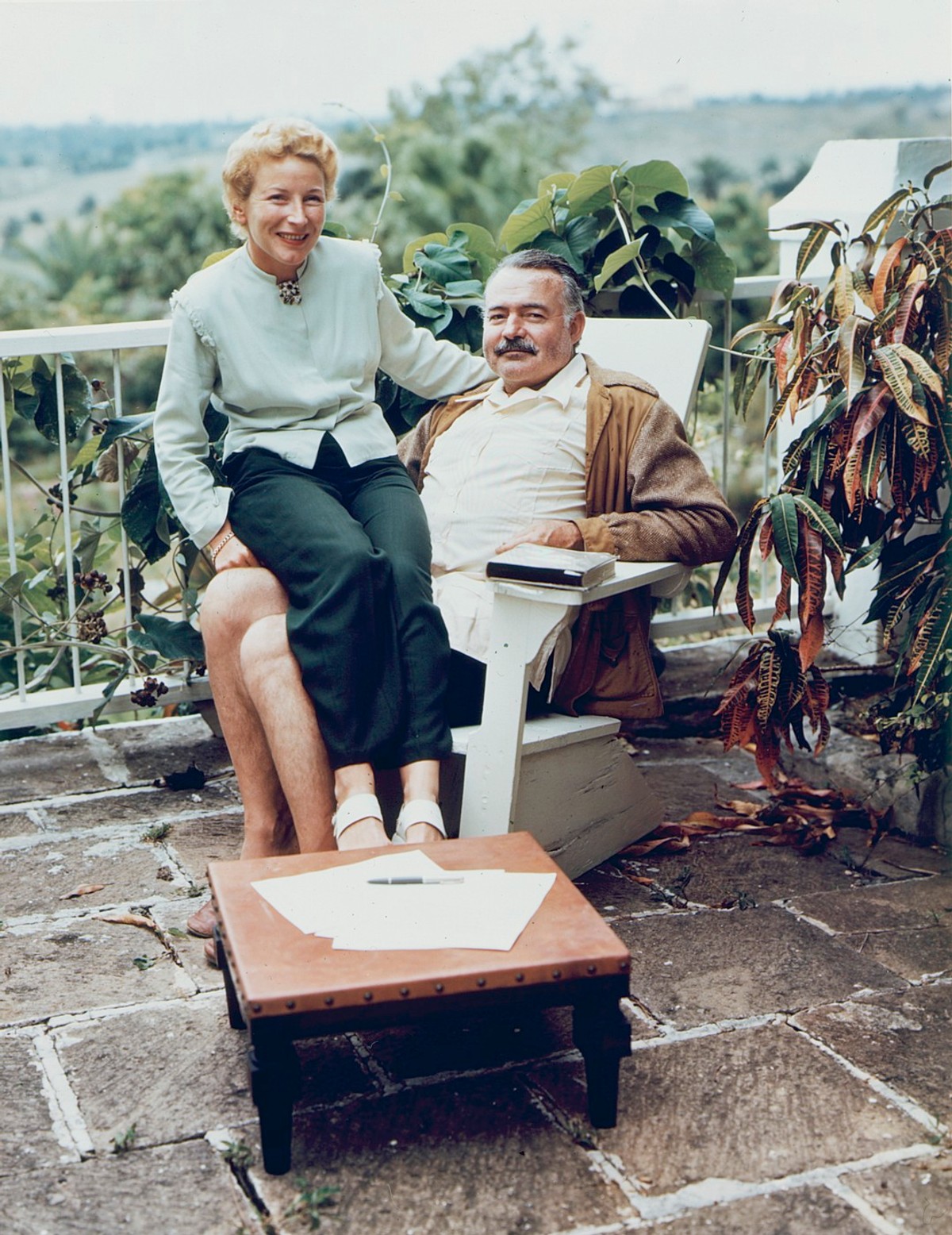 Ernest Hemingvej preživeo je dva pada aviona u jednom danu - glava mu ...