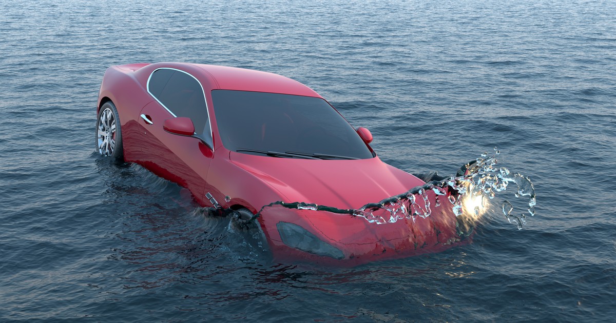 Srbi izvukli iz mora automobil Grkinje koja je slučajno upala sa ...