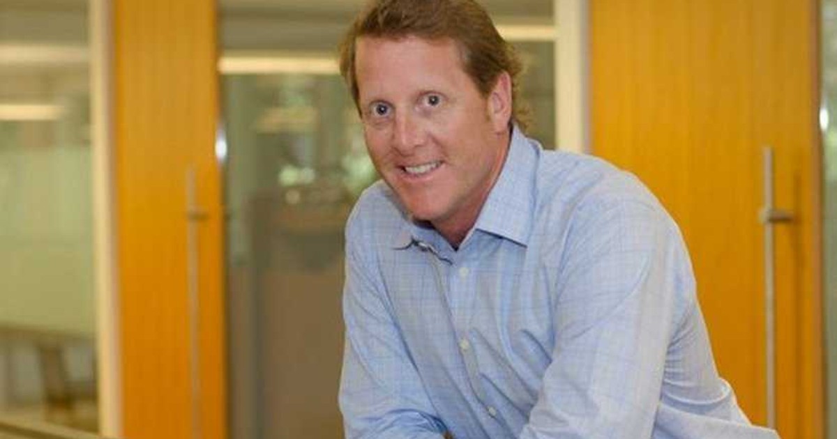 Snapchat's first venture capitalist persuaded his daughter's high ...