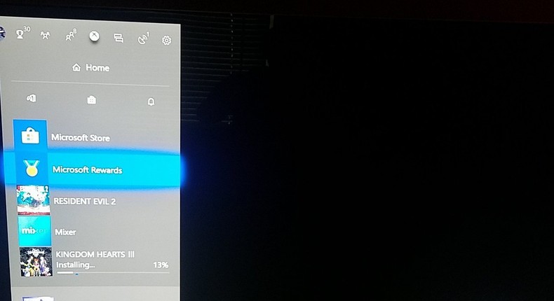 Xbox Live is down, and the outage is causing gamers to think their ...