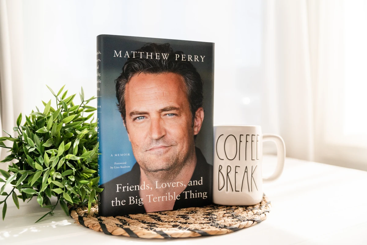 Tym razem na poważnie. 5 życiowych lekcji od Matthew Perry’ego ...