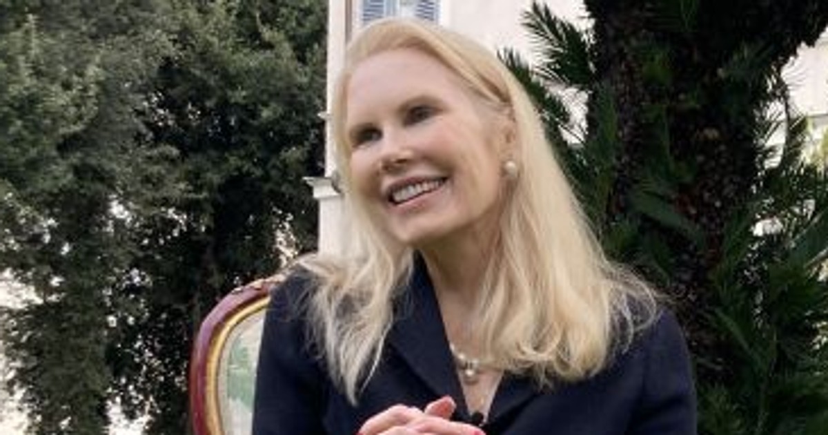 Włoska księżniczka eksmitowana. Przed laty pozowała dla "Playboya ...