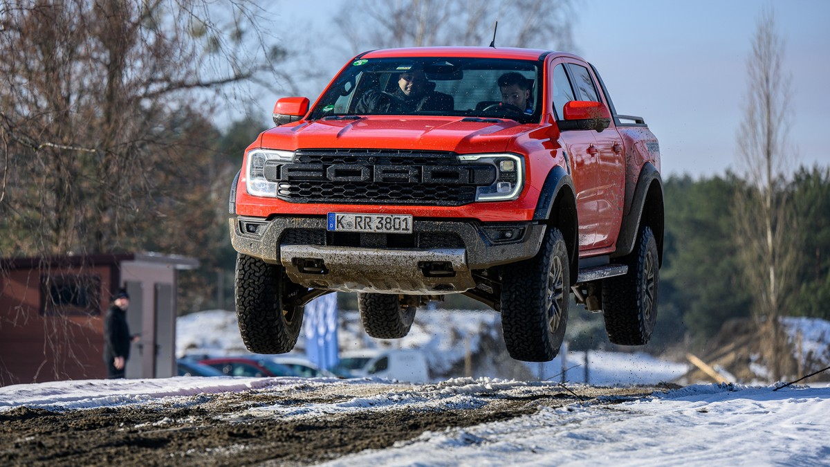 Ford Ranger Raptor. Poczułem się w nim jak mistrz offroadu! Test ...