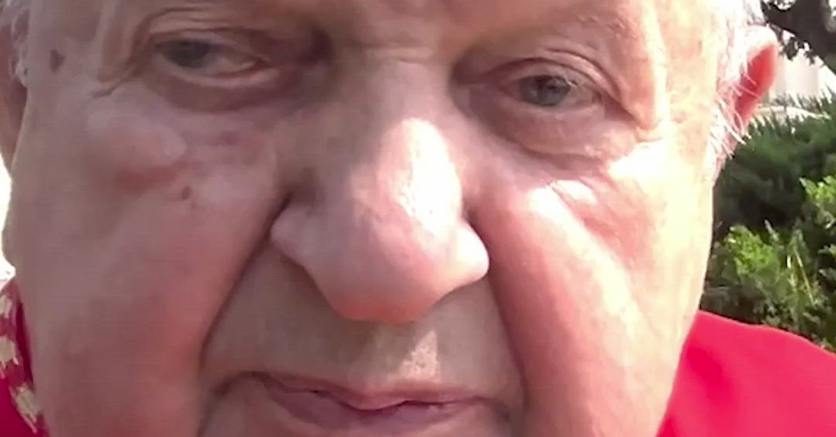 Kar. Dziwisz o Franciszku: w Krakowie sam sobie prał skarpetki, kiedy wszyscy spali, on się ...