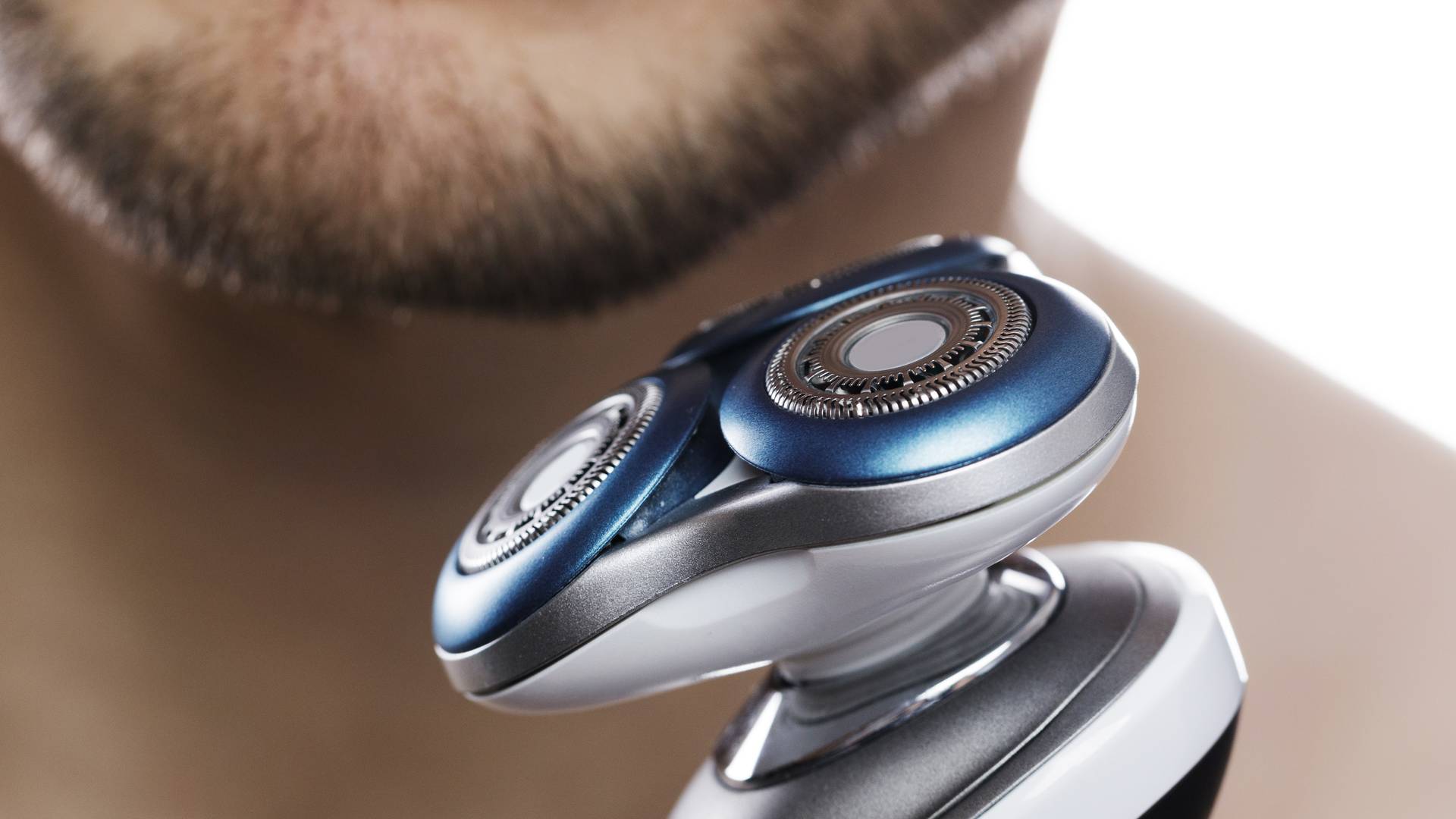 Elektryczna maszynka do golenia. Jaką wybrać, by cieszyć się gładką ...