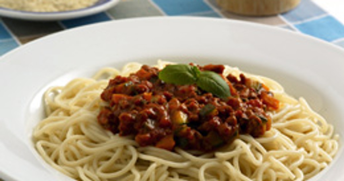 Sos bolognese - przepis - Onet Gotowanie