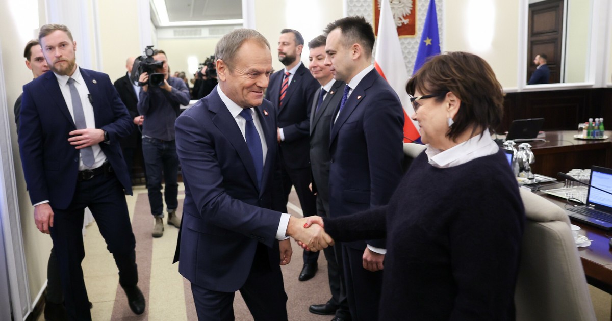 Nowy rząd wykorzystuje pomysł PiS. Posłowie mają dodatkowe fuchy