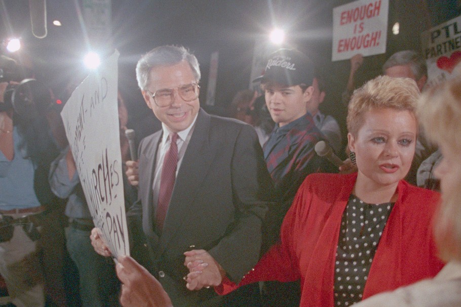 Jim Bakker. Machlojki teleewangelisty w USA - Świat - Newsweek.pl