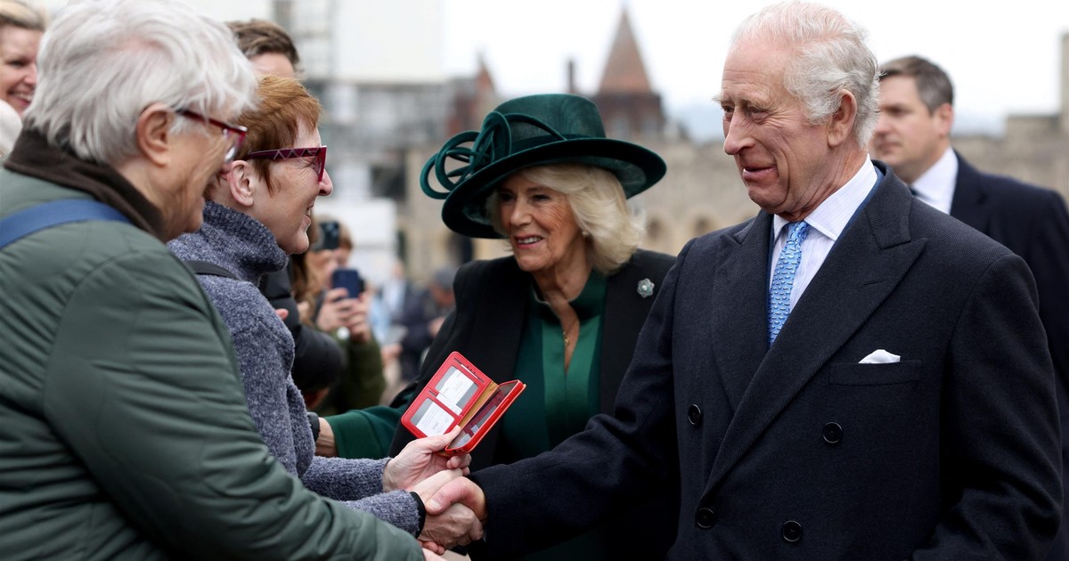 Król Karol III pojawił się w Windsorze. Jak czuje się monarcha?