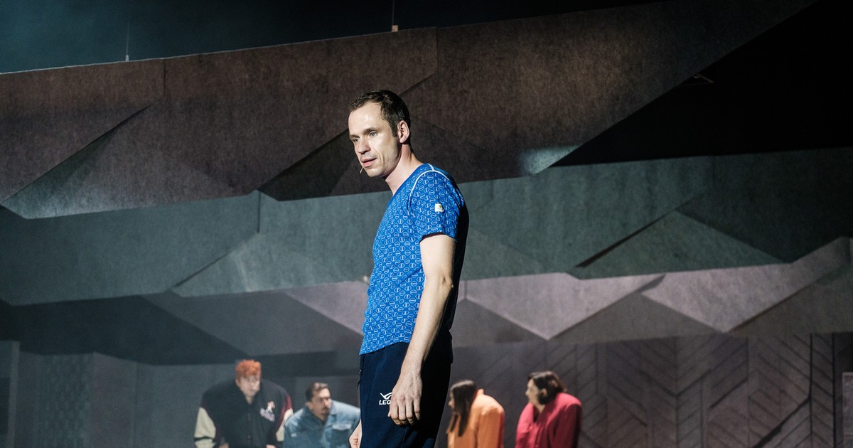 "Koniec z Eddym" w Teatrze Studio w Warszawie. Recenzja spektaklu - Teatr