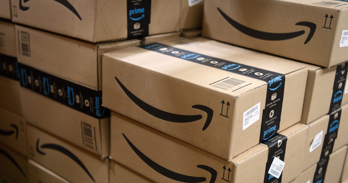 Amazon is now refunding customers up to $51 after its $2.5 billion ...