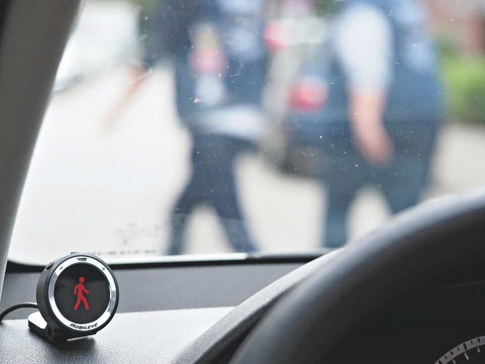 Asystent do każdego samochodu - Mobileye 630 Pro