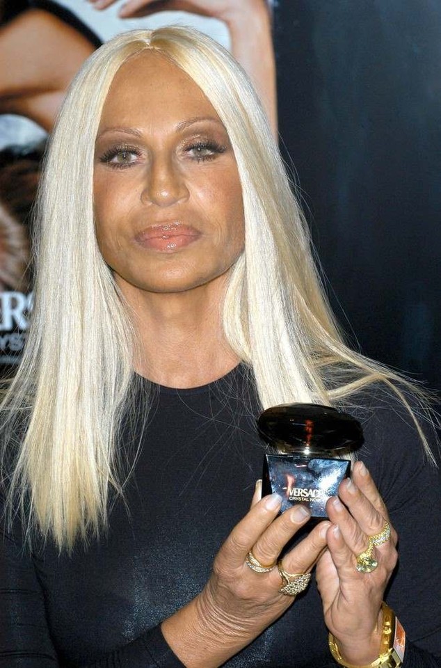 Jak zmieniała się Donatella Versace? - Kobieta