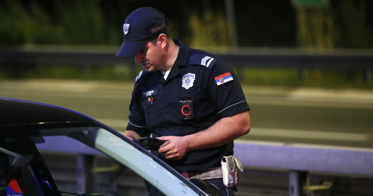 Policajci zaustavili starca u Valjevu: U gepeku mu pronašli skoro ...