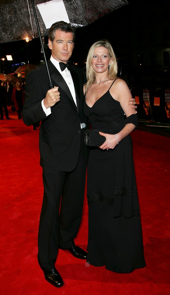 Cassandra Harris była wielką miłością Pierce'a Brosnana. Załamał się po ...