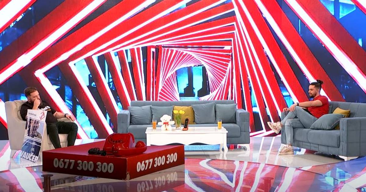 gola devojka u emisiji pitam za druga Noizz