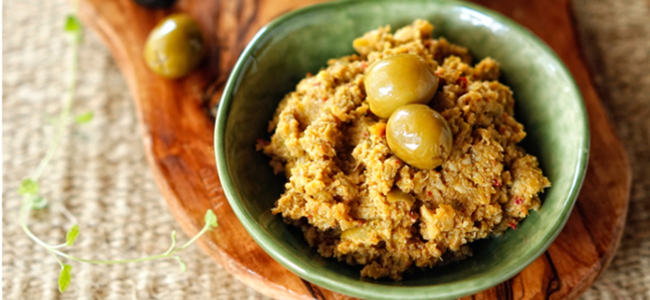 Tapenada - przepis na tapenadę z czarnych i zielonych oliwek wg. Ani ...