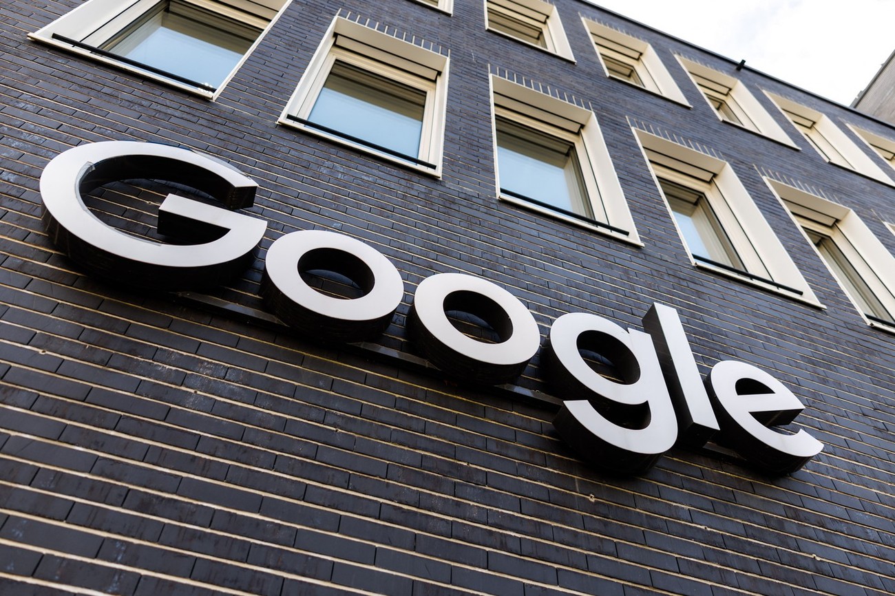 Gugl zaradio dodatnih 8 milijardi dolara prošlog kvartala, ali ne ...