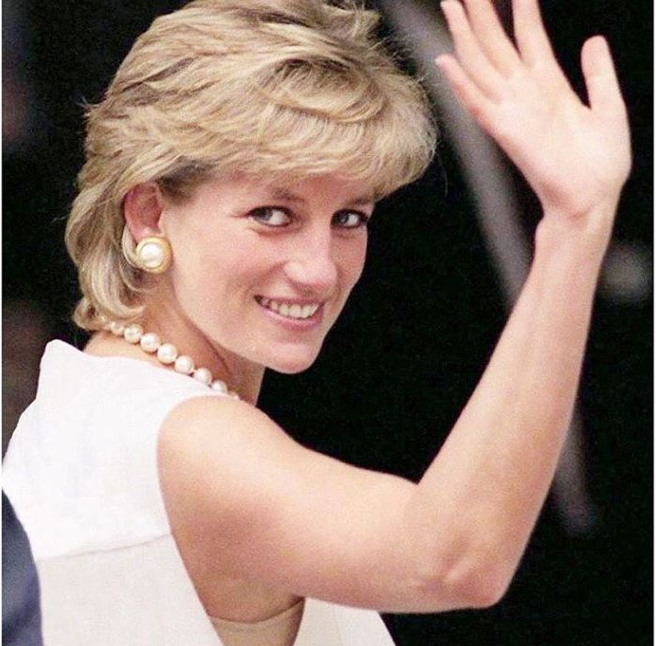 LEJDI DI Najvoljenija britanska princeza danas bi napunila 55 godina - Blic