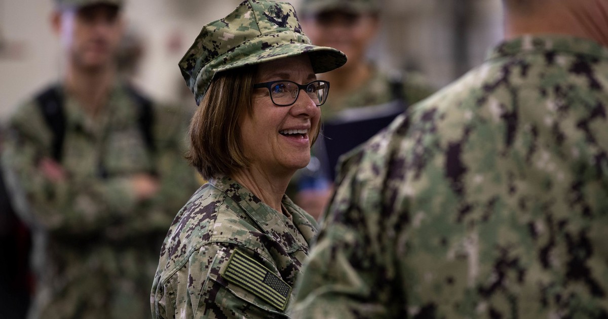 Pierwsza kobieta, adm. Lisa Franchetti, dowódcą marynarki wojennej w ...