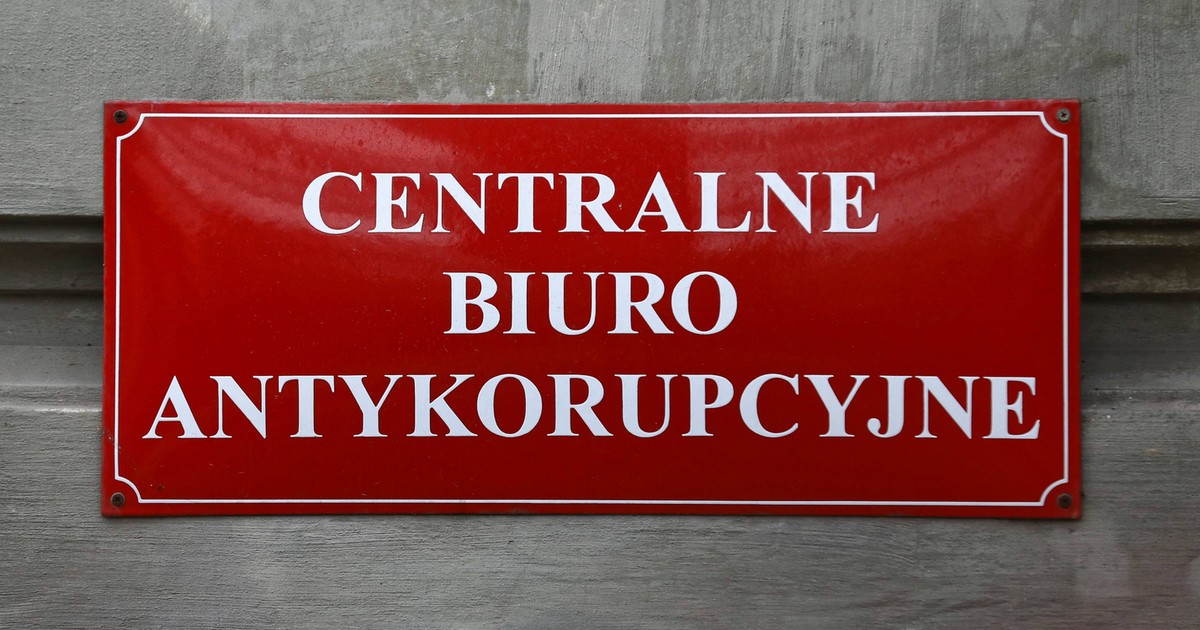 Były naczelnik CBA aresztowany. Nieoficjalnie chodzi o współpracę z ...
