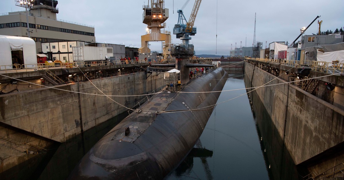 The Navy says AI cut a 160-hour submarine-planning job down to just 10 ...