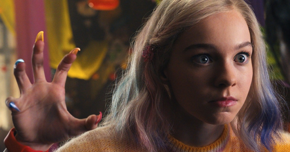 'Wednesday' star Emma Myers went to 'werewolf boot camp' for the ...