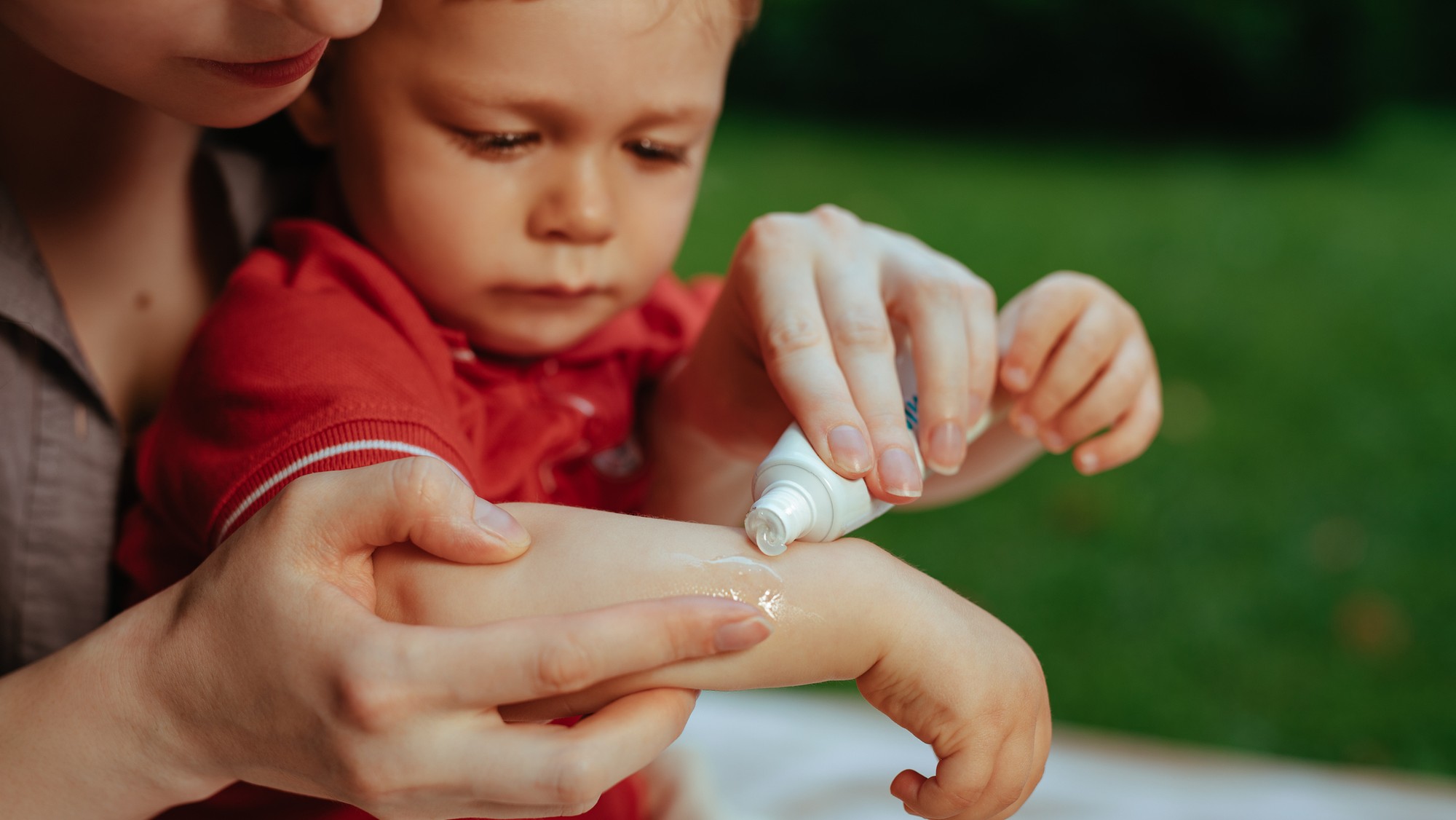 Varovné signály, ktoré po uštipnutí hmyzom neignorujte: Dýchavičnosť a ...