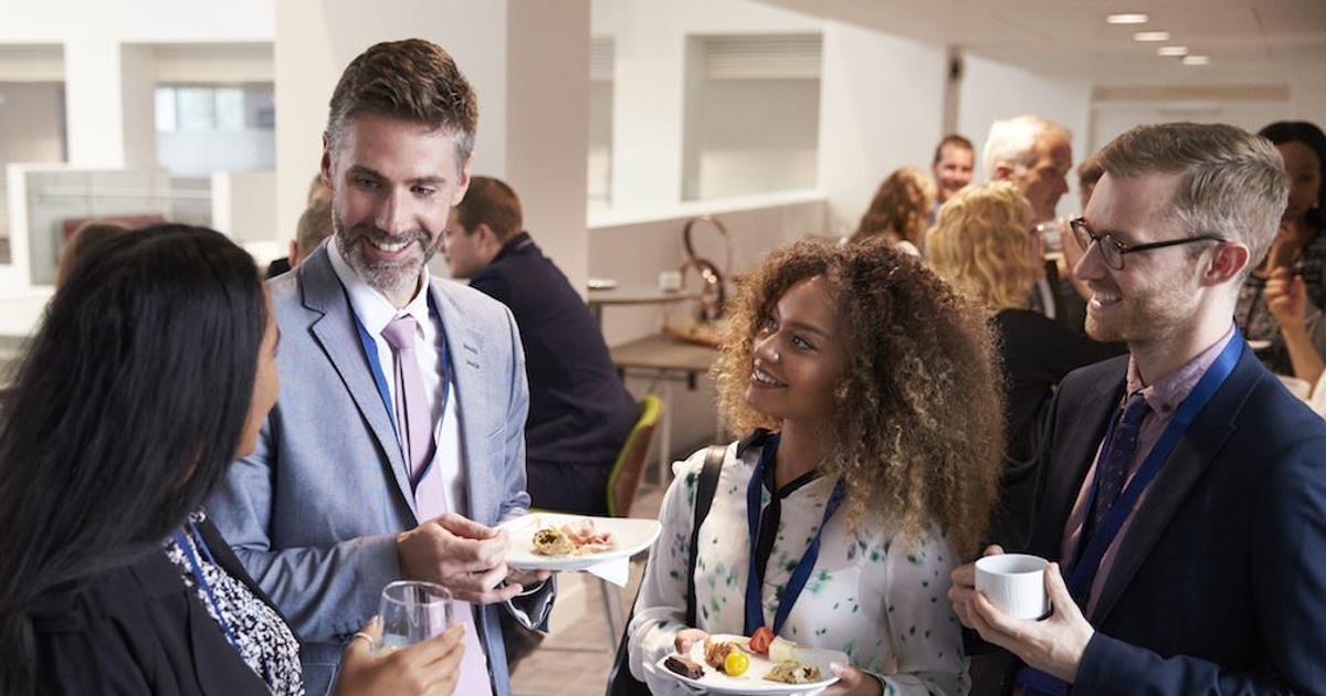 The dos and don'ts of networking | Business Insider Africa