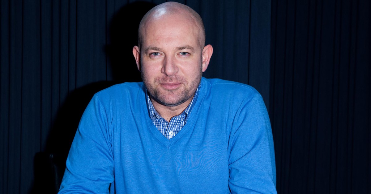 Jak wygląda teraz Szymon Bobrowski? Aktor kończy 53 lata