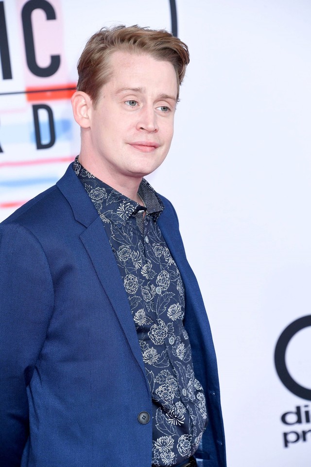 Macaulay Culkin na gali American Music Awards - Plejada.pl