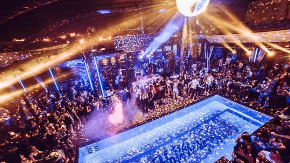 hot mess splav beograd bazen - Blic