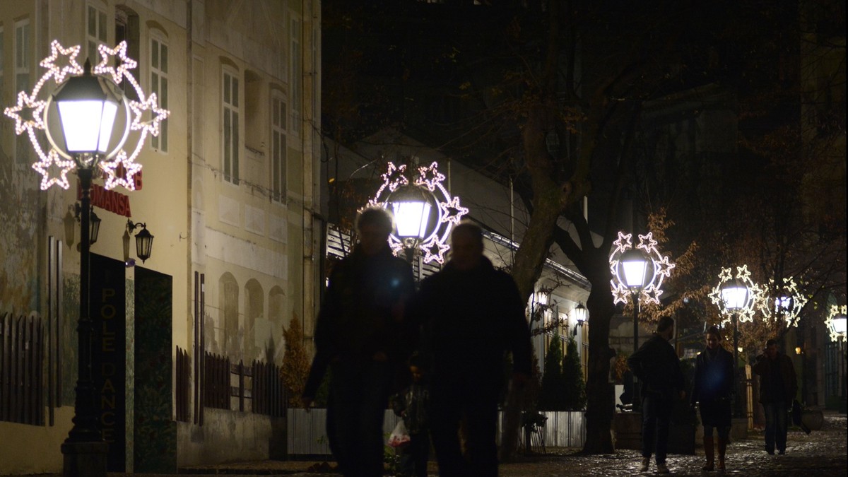 SKADARLIJA VEĆ RASPRODATA Kafane popunjene i za reprizu Nove godine - Blic