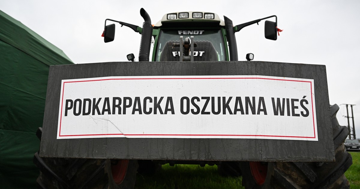 Oszukana Wieś protestuje. Rolnicy blokują przejście graniczne z Ukrainą ...