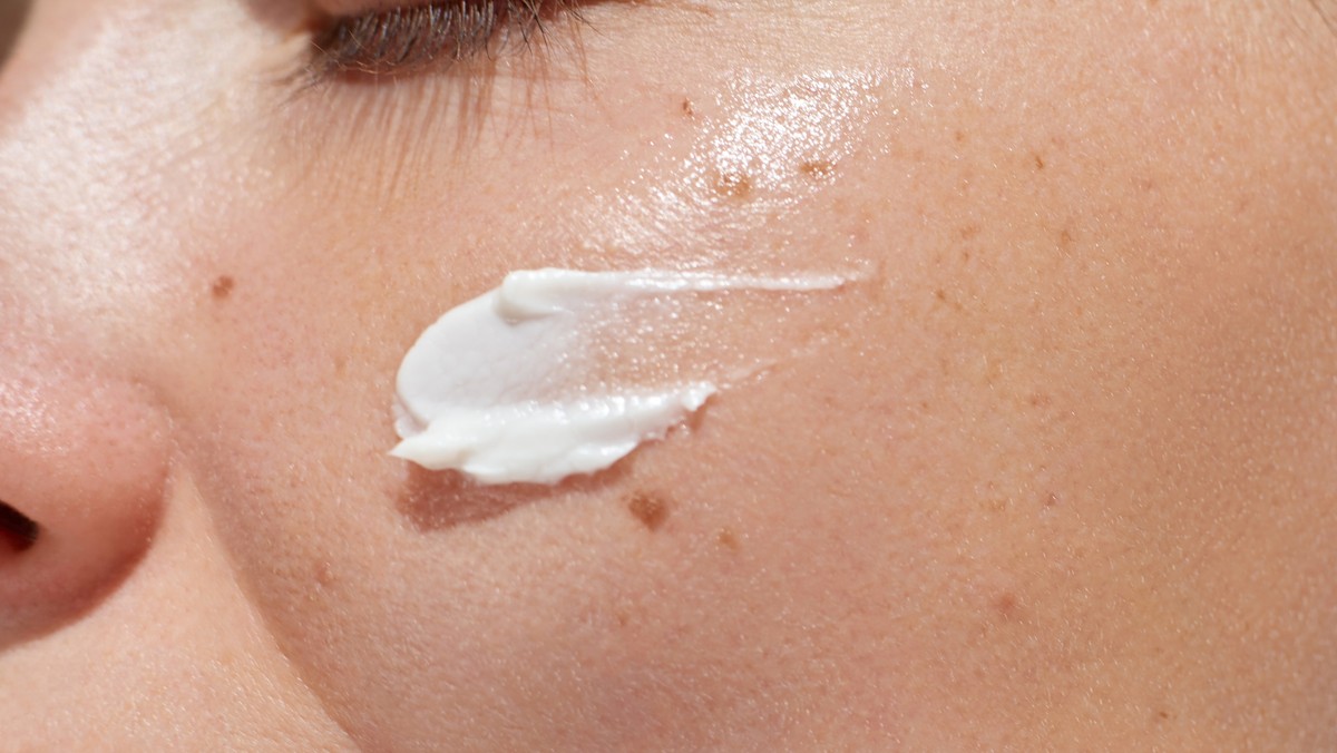 Polski krem daje efekt botox-like. Stymuluje produkcję kolagenu ...