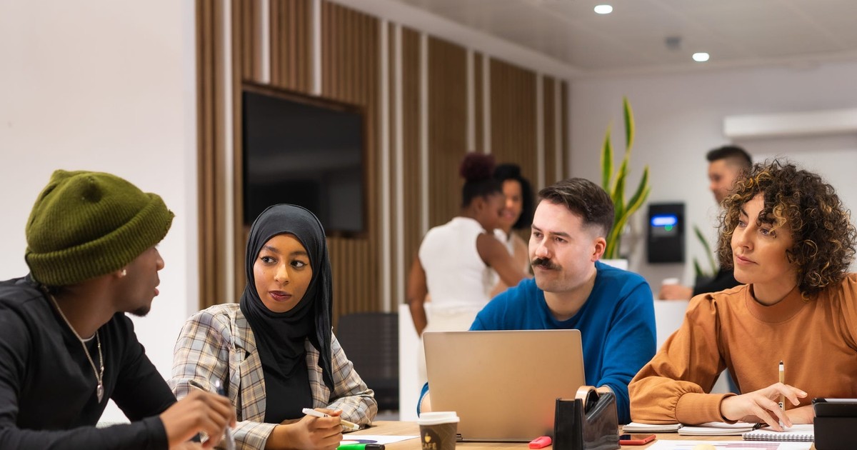 6 ways to support Muslim coworkers who are fasting during Ramadan ...