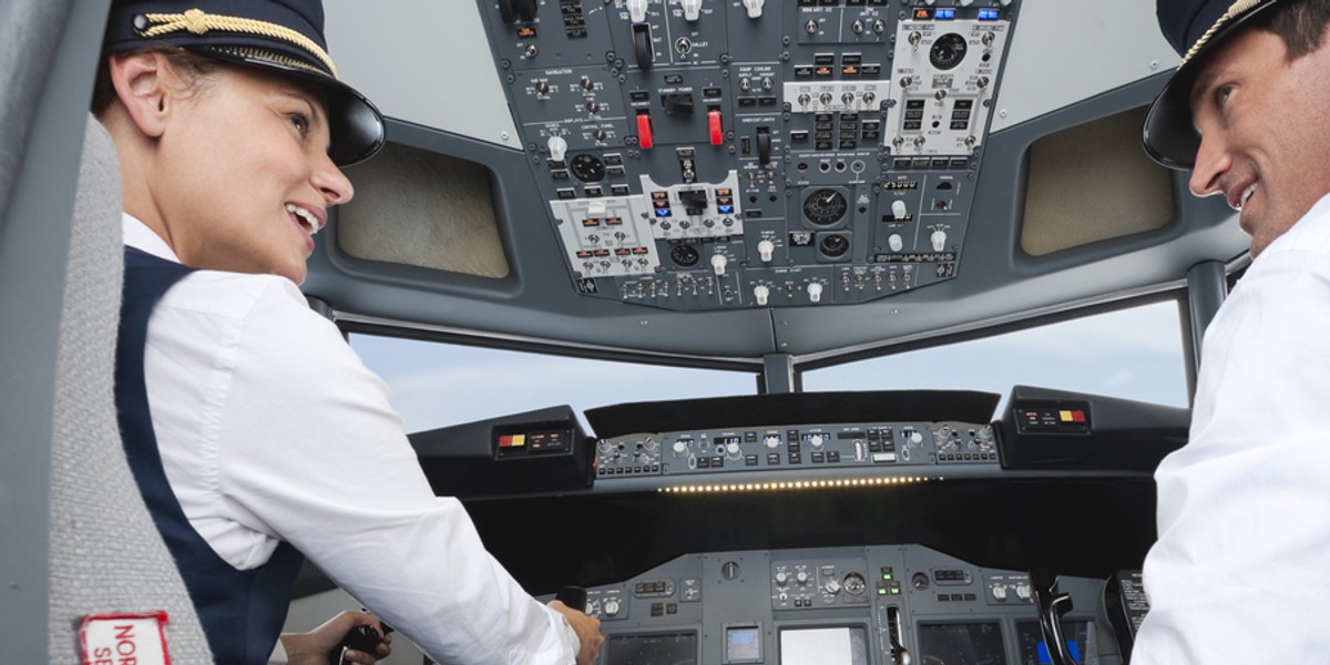 Kobiety w lotnictwie - ile ich jest i jak to sie zaczęło - Podróże