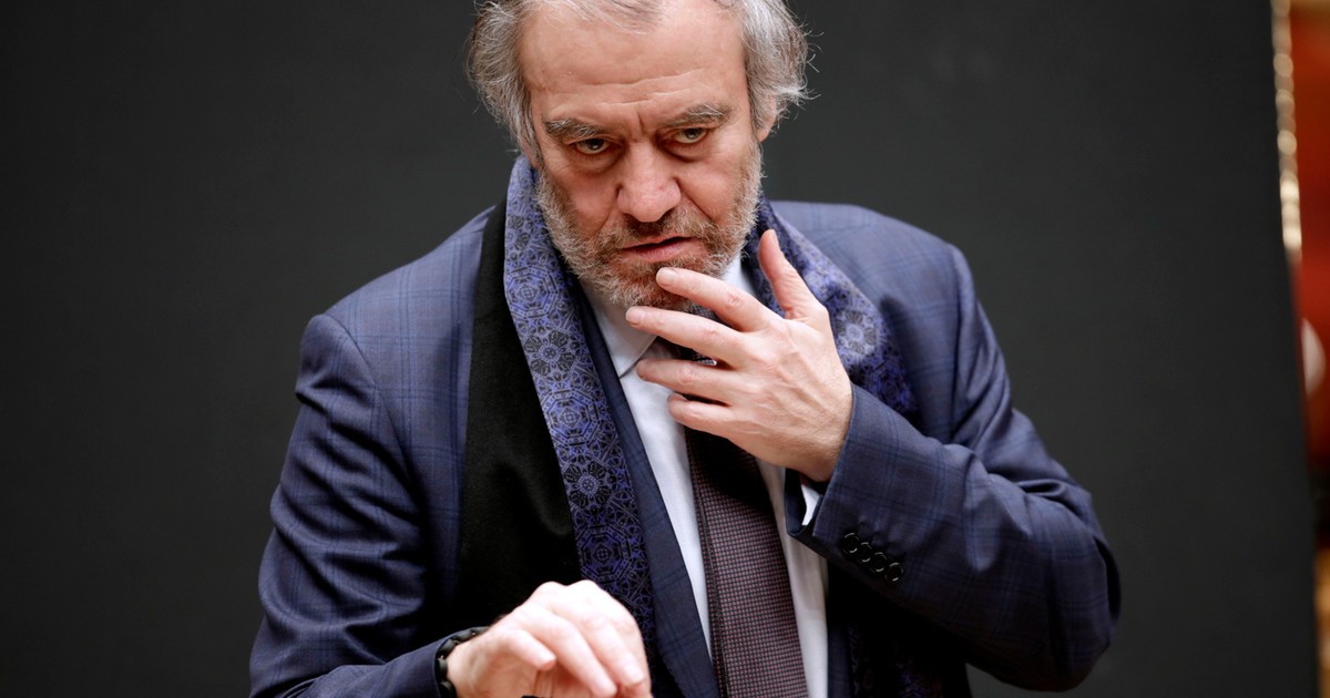 Filharmonia w Monachium kończy współpracę z dyrygentem popierającym ...