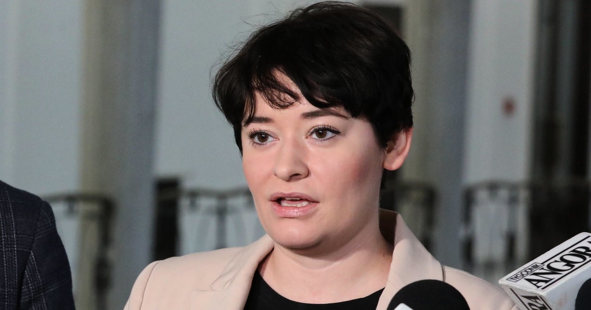 Anna Maria Żukowska. Kim jest posłanka Lewicy? - Wiadomości