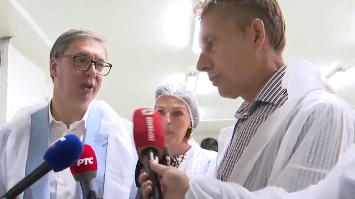 Vučić odbrusio Martinoviću u Bajinoj Bašti zbog premija za mleko ...