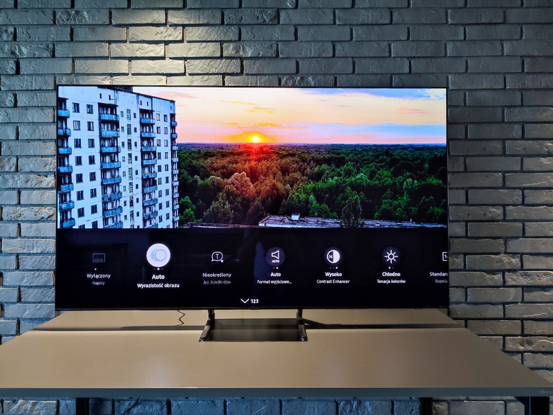 Testujemy nowy telewizor OLED od Samsunga. Obrazem zachwyca, ceną ...