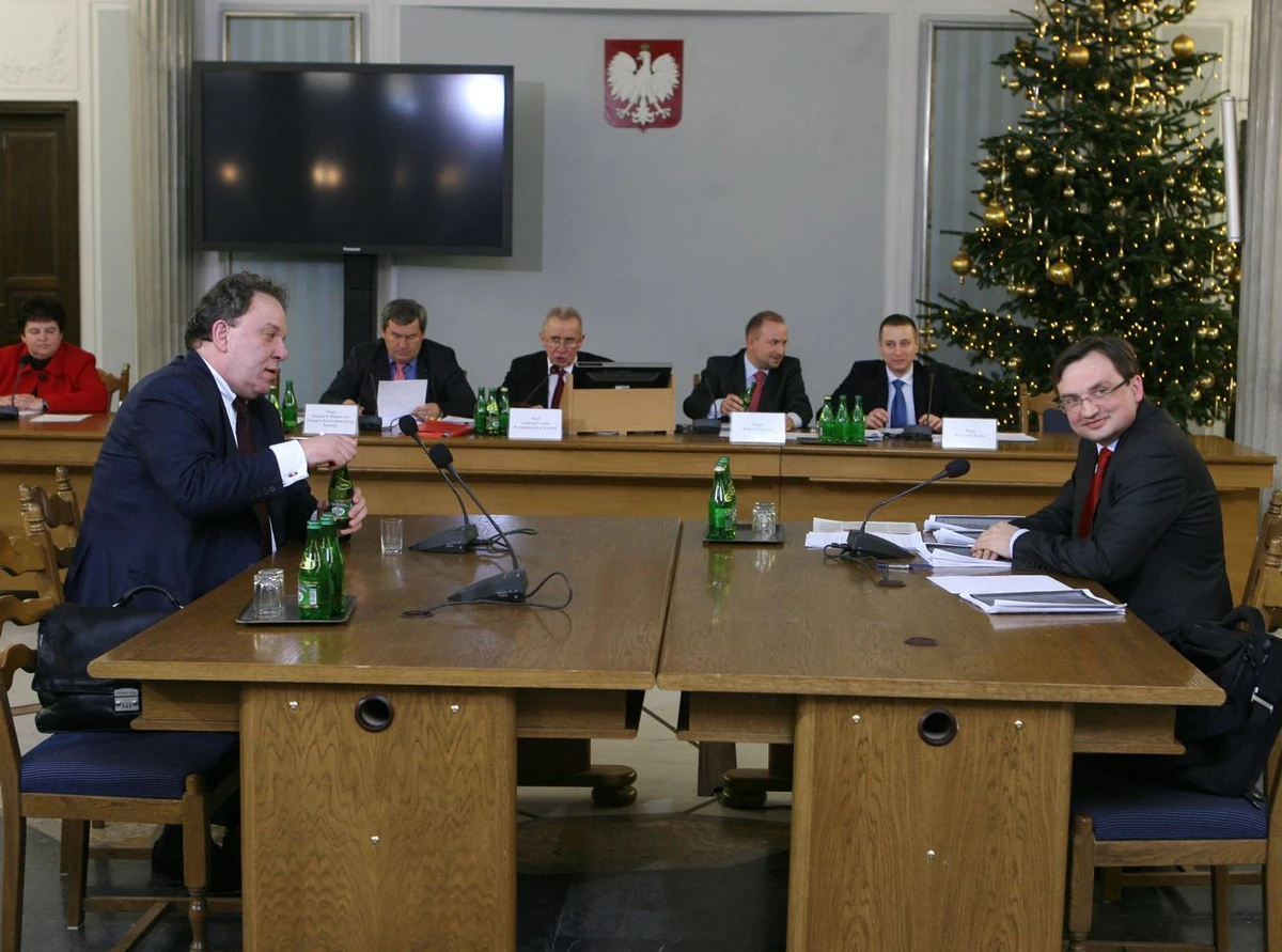 Afera gruntowa. Były prezes PZU donosi na prokuratorów - Dziennik.pl