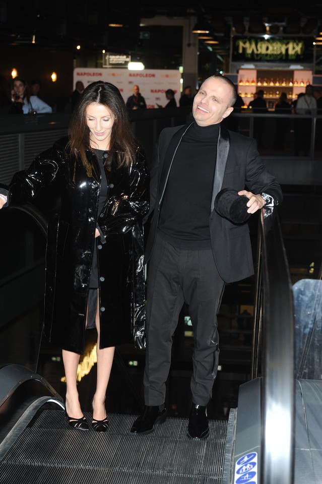 Lidia Popiel i Bogusław Linda na salonach. Show skradli Marcin Hakiel z ...