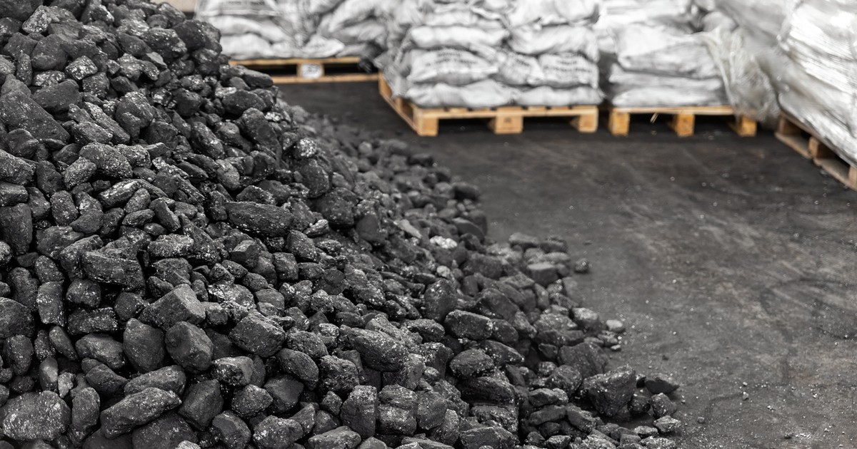 Price of a ton of coal 2024. How much does coal cost? Where is the ... Price of a ton of coal 2024. How much does coal cost? Where is the ...