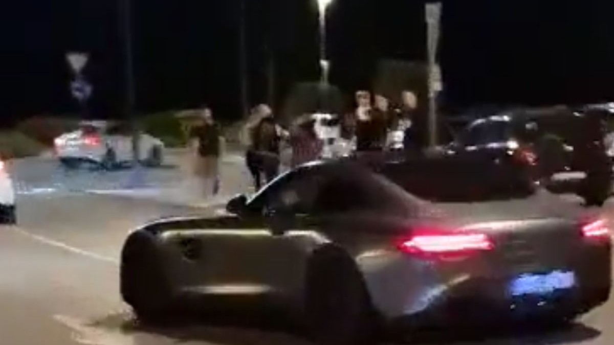 Jezive slike sa mesta nesreće u Zagrebu: Gledao sam ljude kako lete u vazduh - Blic